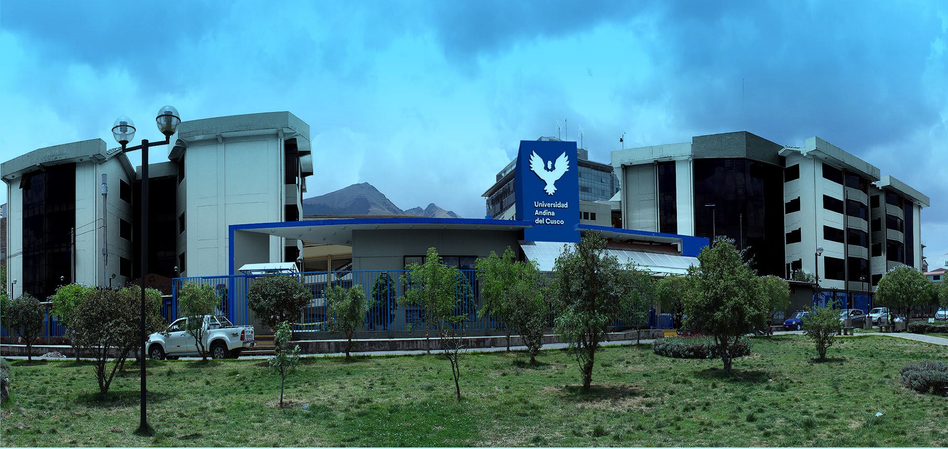 home_slider_bg – Universidad Andina del Cusco